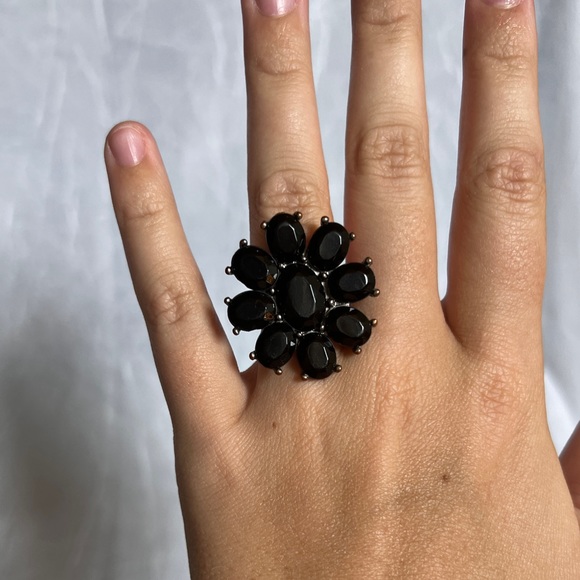 Vintage | Jewelry | Vintage Black Flower Ring | Poshmark
